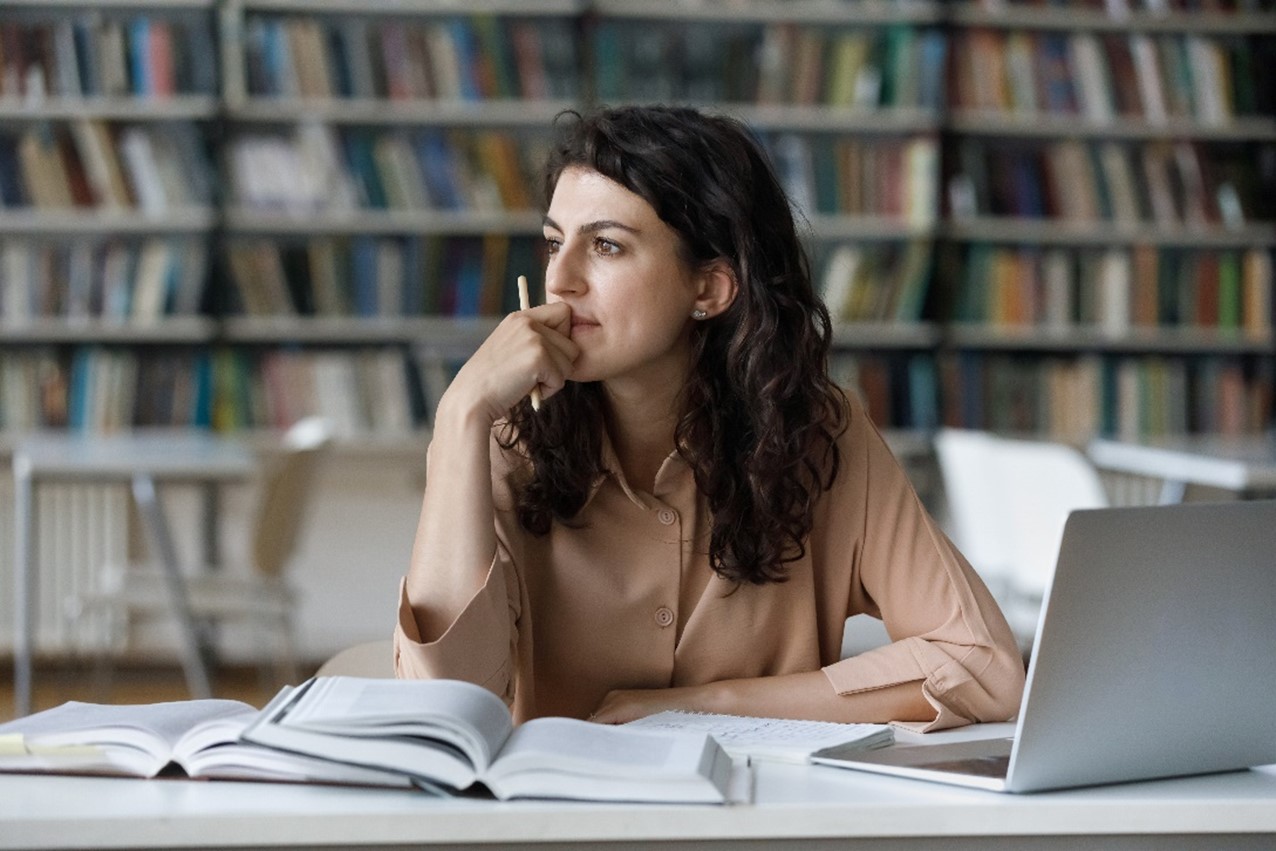 Research Paper Differences Between Abstract And Introduction